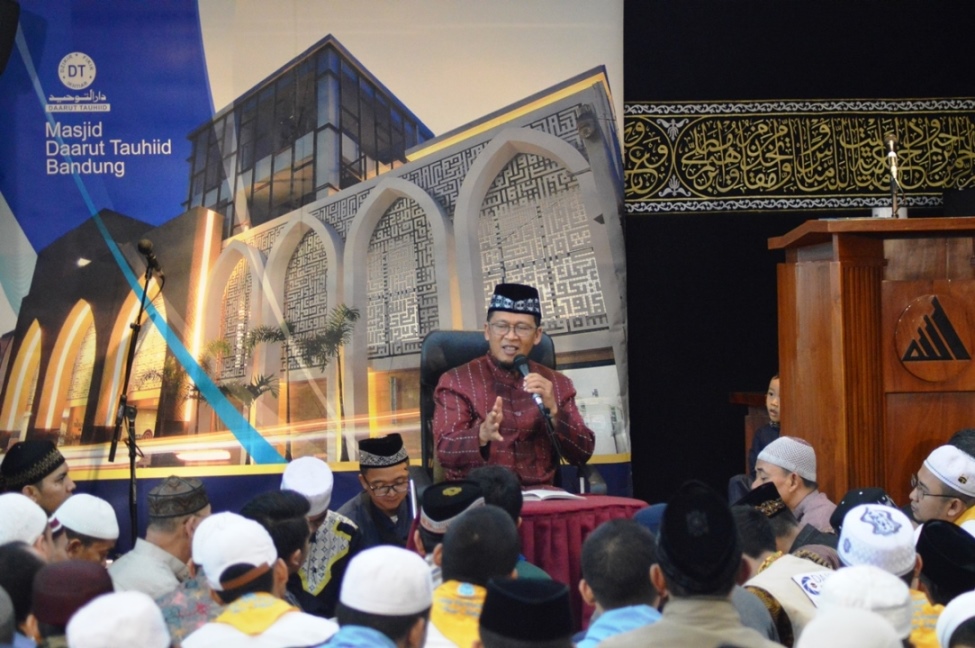 Memahami Dakwah Bil-Hal Khas Daarut Tauhiid - Pondok Pesantren Daarut ...