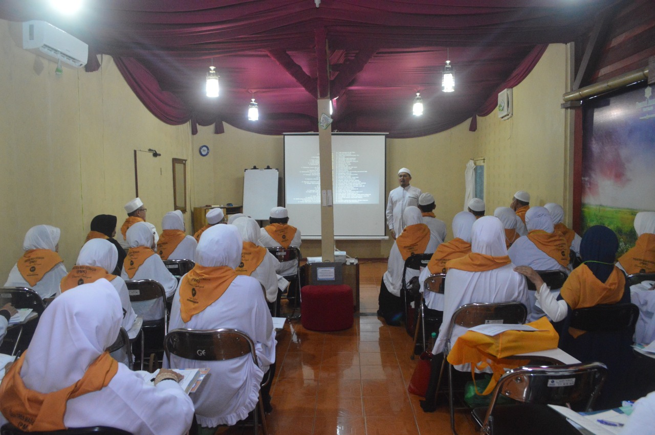 Pesantren Masa Keemasan (PMK) Daarut Tauhiid Kini Hadir Dalam Format ...
